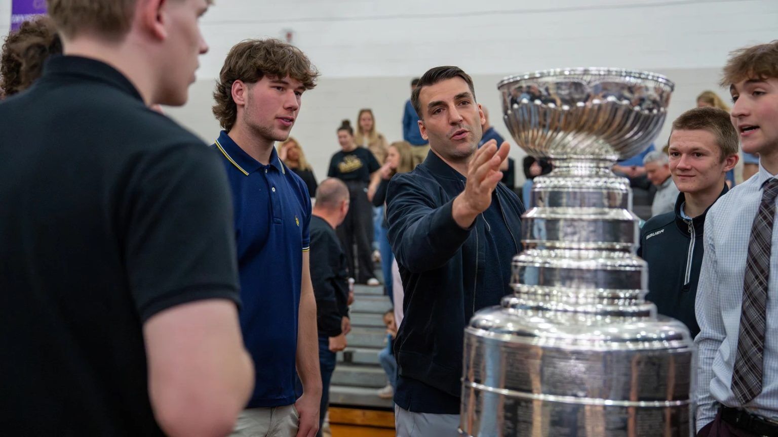 Blackstone Valley hockey team surprised with Stanley Cup visit